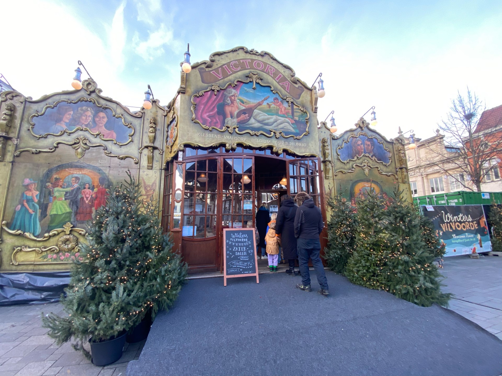 Spiegeltent Vilvoorde: voor elk wat wils, ook voor de allerkleinsten | Ring