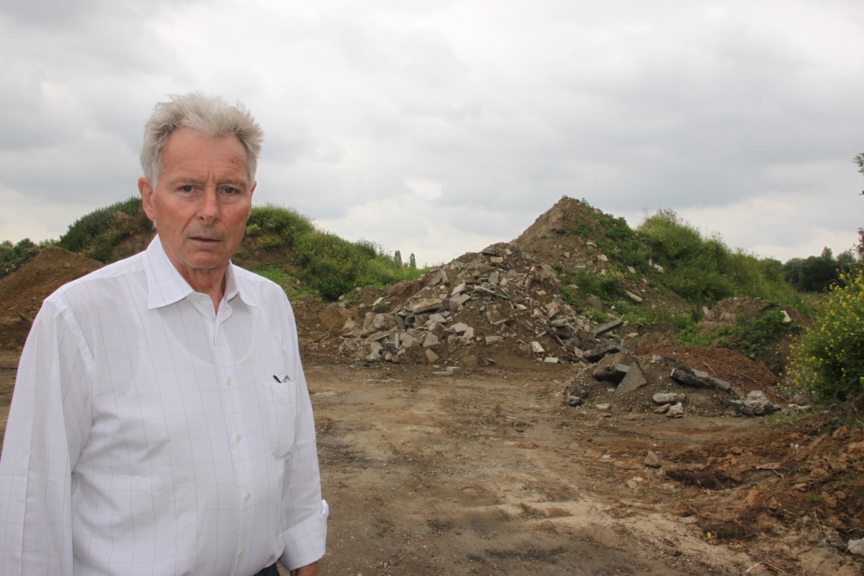 Meise moet eigen illegaal gemeentestort opruimen | Ring