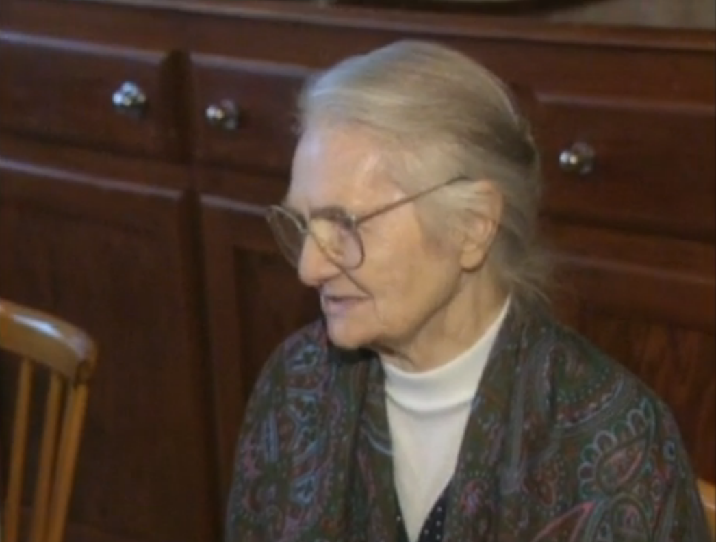 De herinneRING 1998: Zuster Clara 80 jaar non in Opwijk | Ring