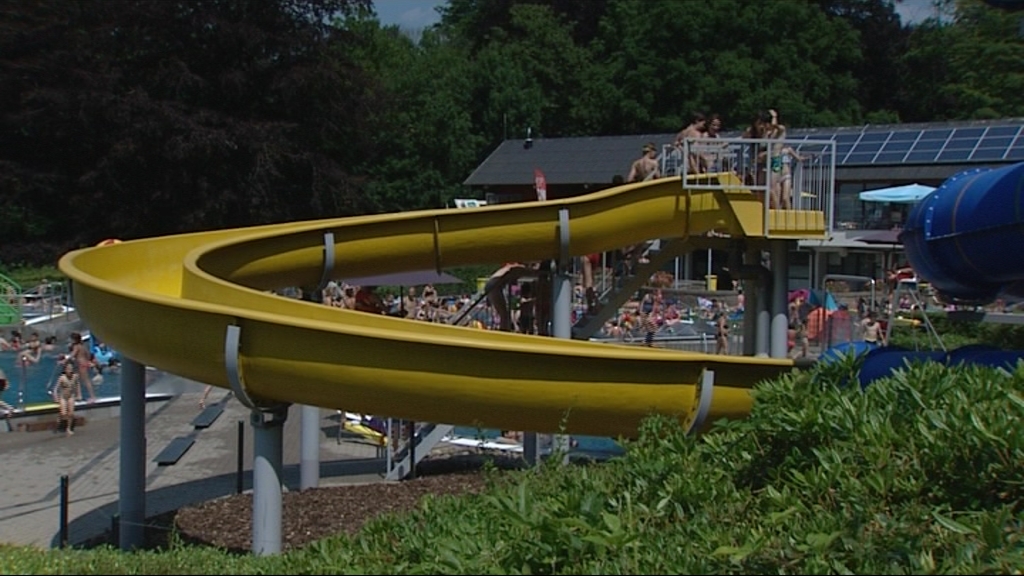 Openluchtzwembad Huizingen open tijdens warme Hemelvaartweekend | Ring