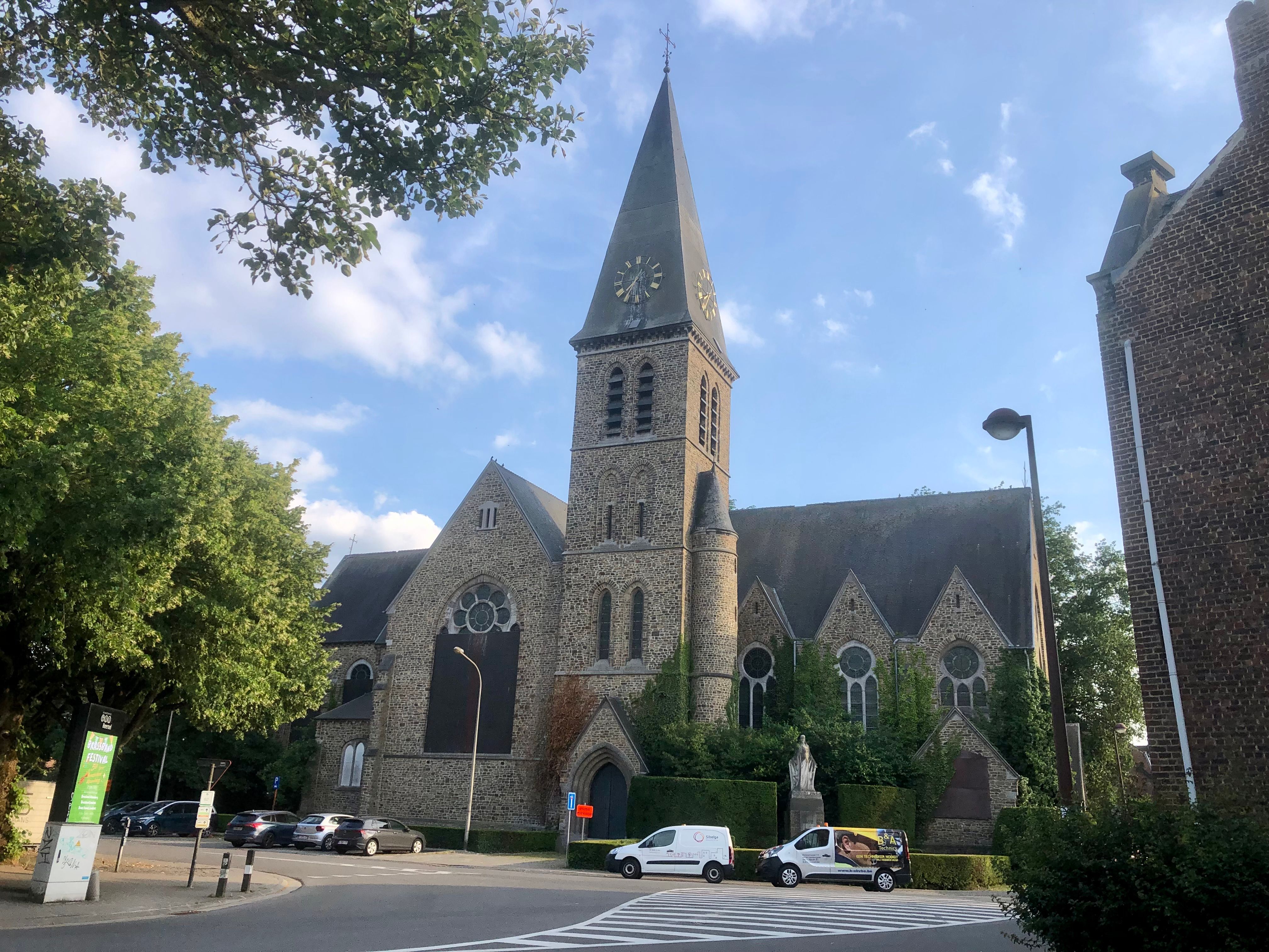 Kerk in Lot staat opnieuw te koop: “Vraagprijs bedraagt 1,5 miljoen ...