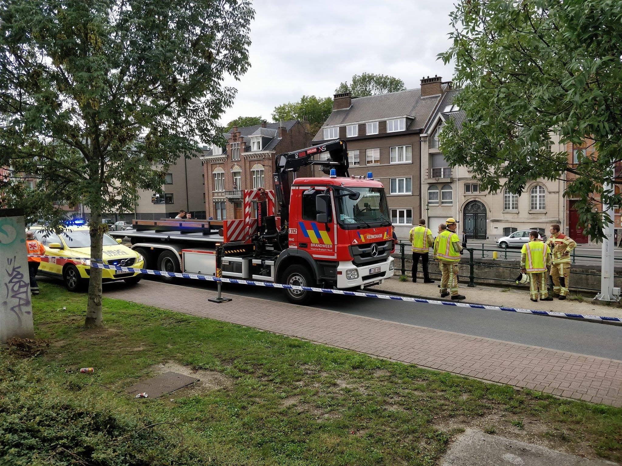 Lijk in kanaal ter hoogte van station Halle | Ring