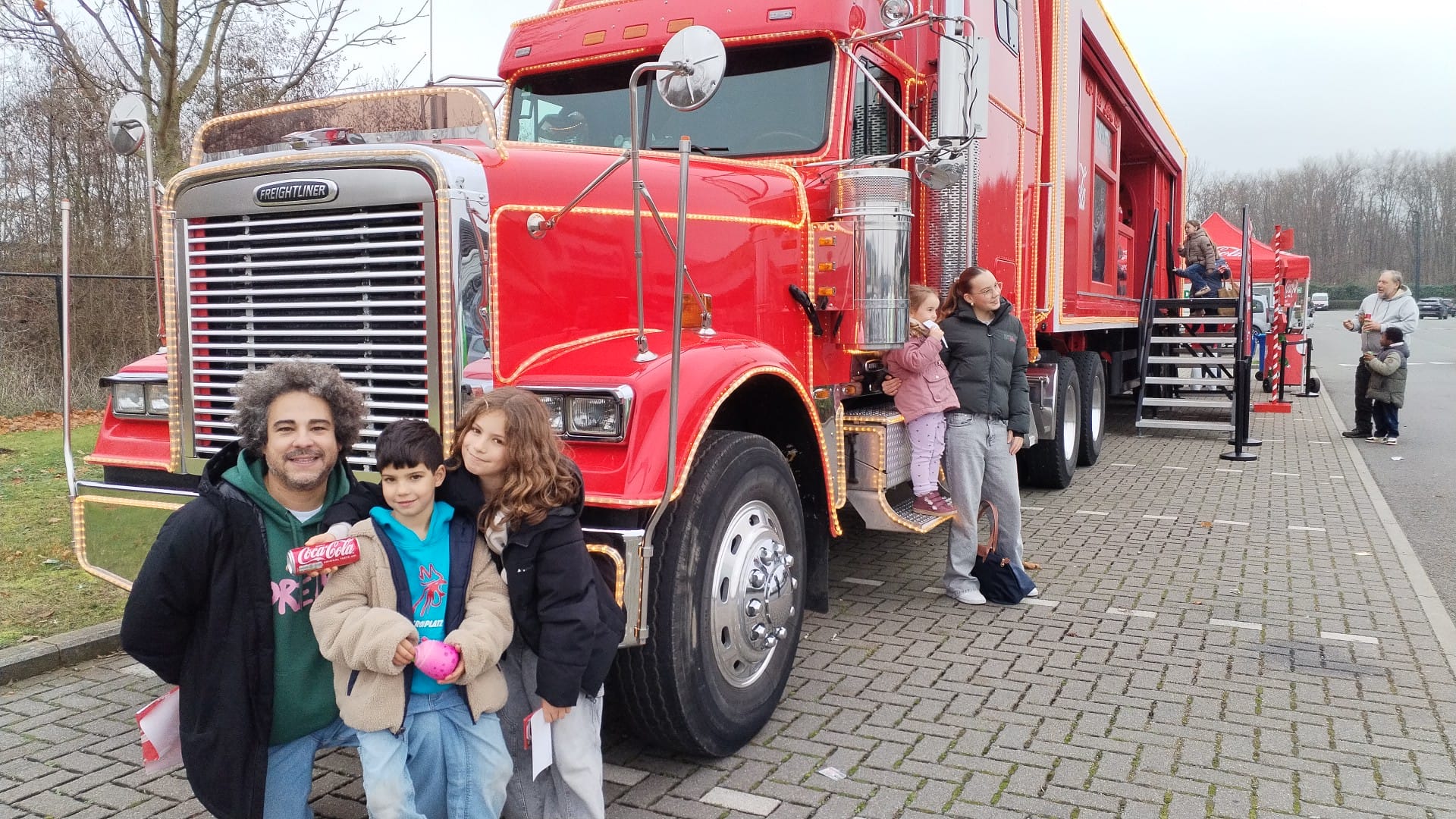 Iconische Coca-Cola kersttruck houdt halt in Zemst: "Ook de Kerstman rijdt mee" | Ring