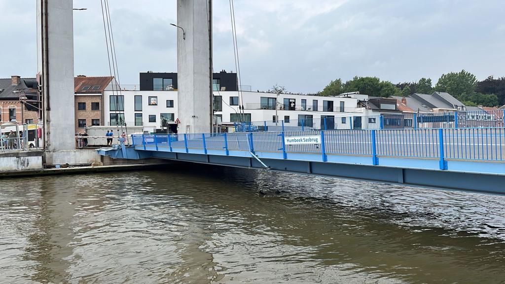 Kanaalfeesten Humbeek verhuizen door kapotte brug naar Westkant kanaal ...