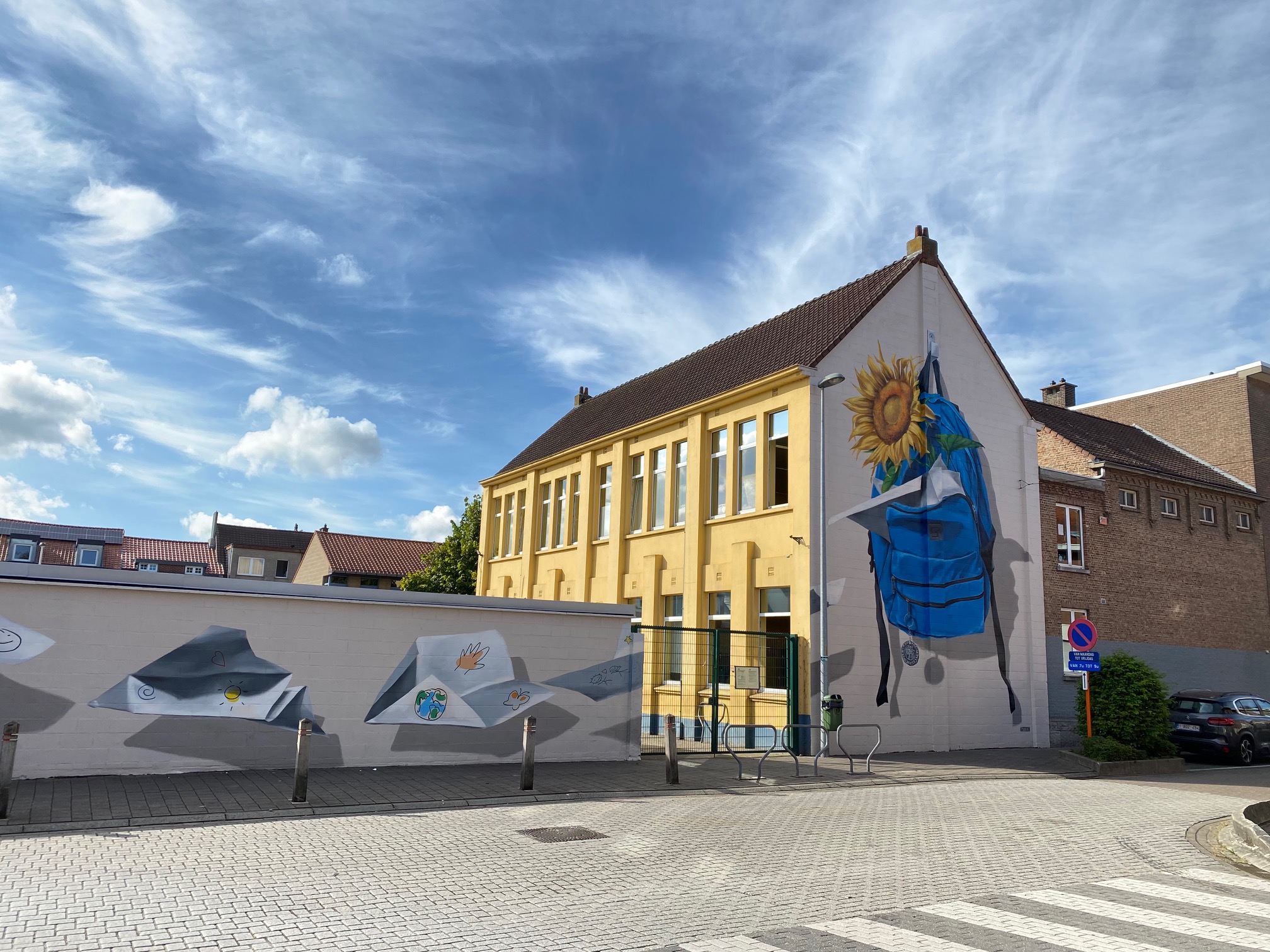 Scholen in Sint-Pieters-Leeuw experimenteren in de strijd tegen het lerarentekort: “Kijken wat ...