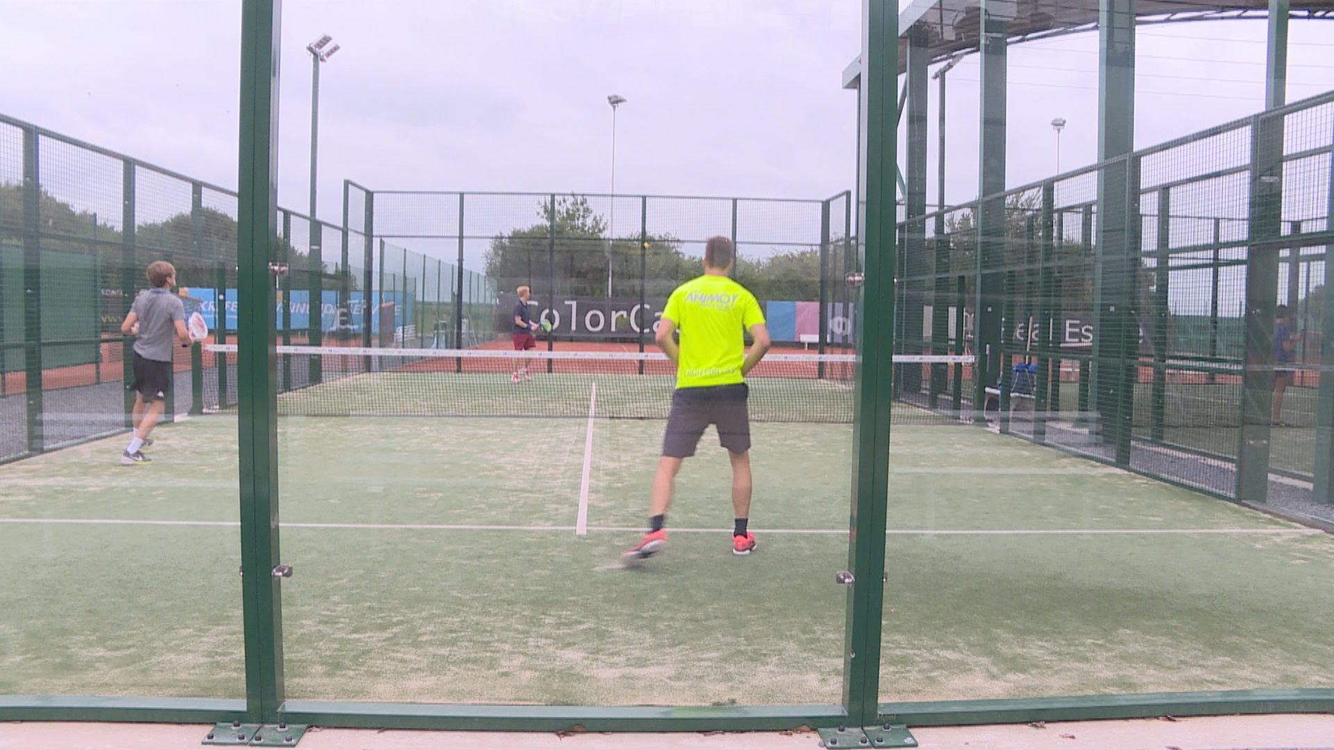 410 inschrijvingen voor tennis- en padeltoernooi in Merchtem | Ring